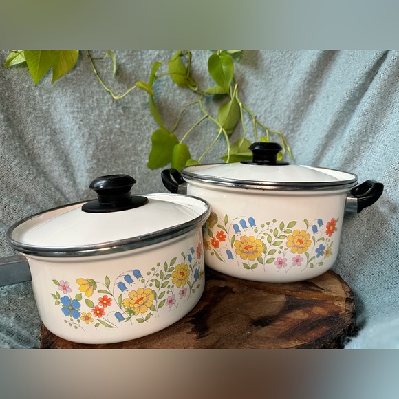 Kitchen | Vintage 196s Enamelware Floral Cooking Pots | Poshmark